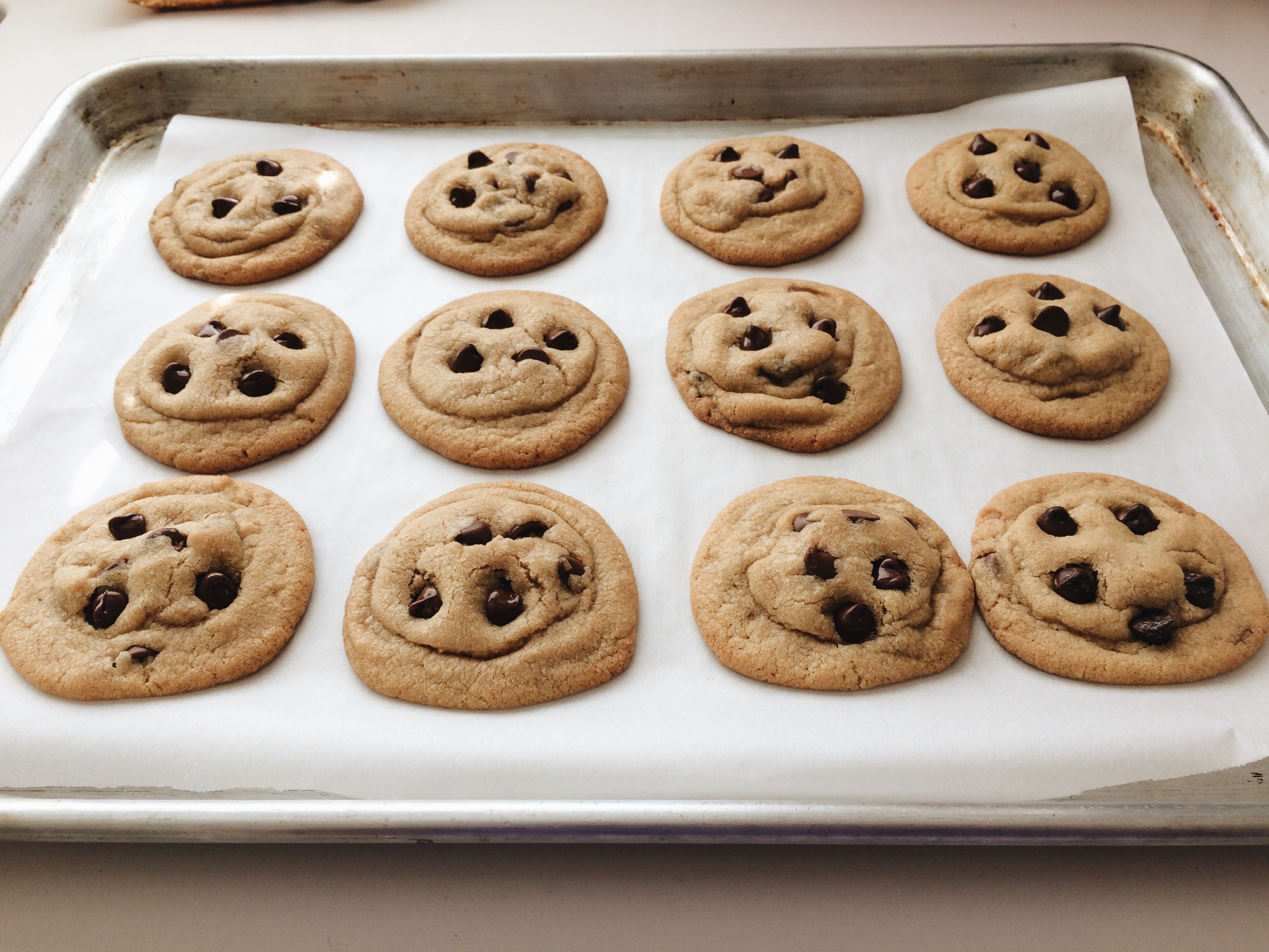 Huge Mistake Cookies – Average Ariel