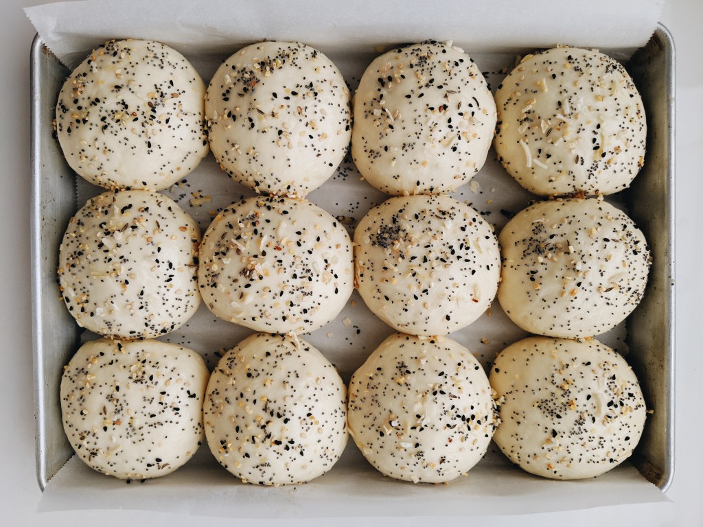 Cheesy Everything Buns – Average Ariel